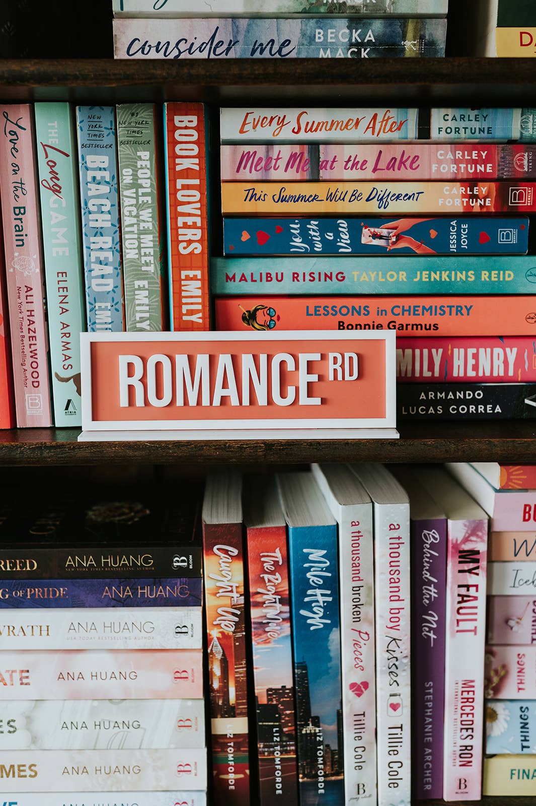 Romance Rd Acrylic Shelf Sign w/ Stand – Love Affair Bookstore